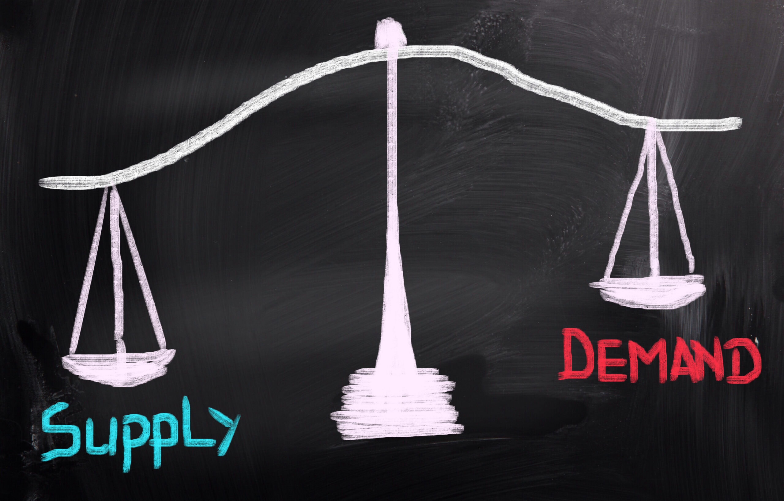 Demand Planning vs Forecasting: Their Key Differences