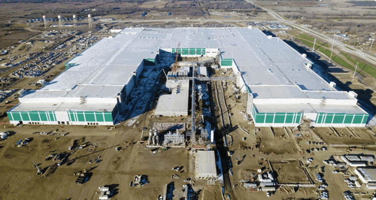 Panasonic’s $4 Billion Battery Factory Set to Transform U.S. EV Supply ...