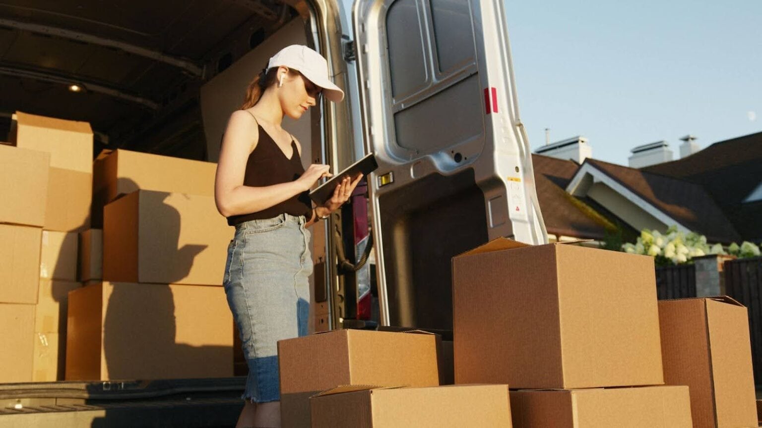 Outbound Logistics: Definition, Key Components, Benefits - Inbound ... Outbound Logistics: Definition, Key Components, Benefits - Inbound ...