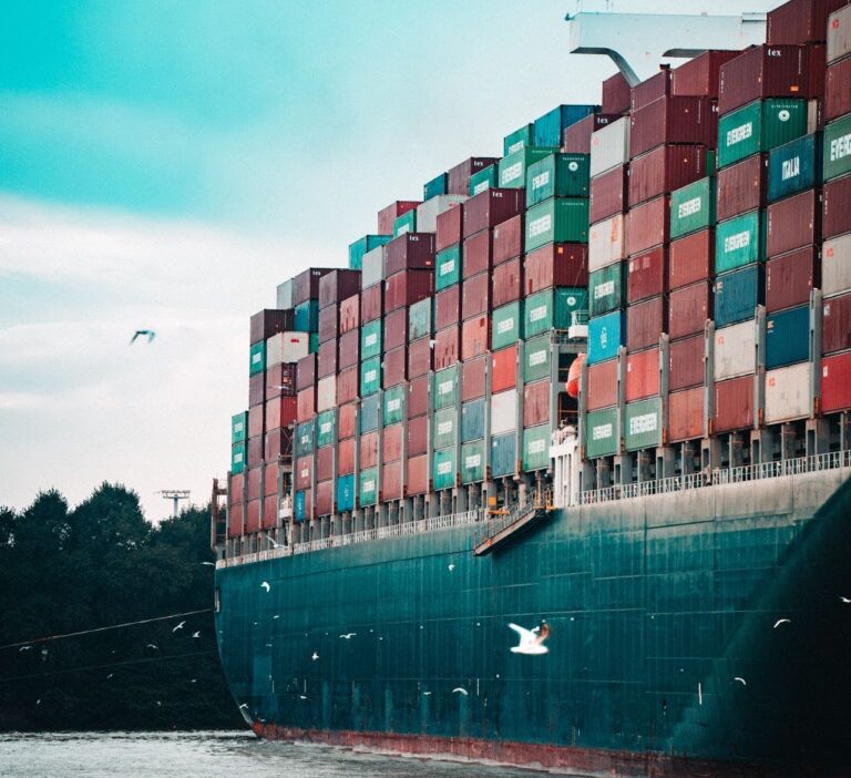 Hybrid Supply Chain: Definition, Strategies, and Advantages - Inbound ...